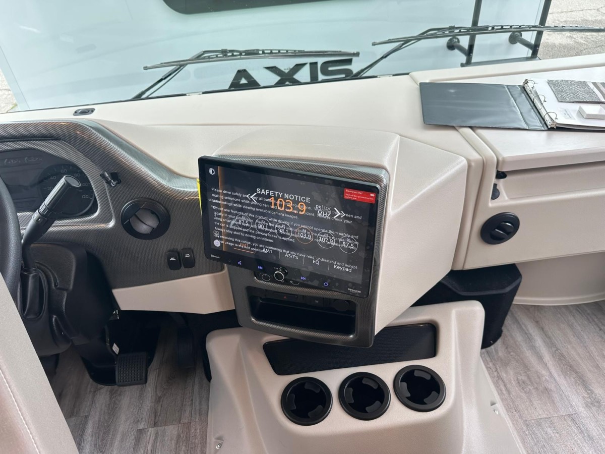 2026 THOR ACE 29G - Signature RV - Signature Motorhomes