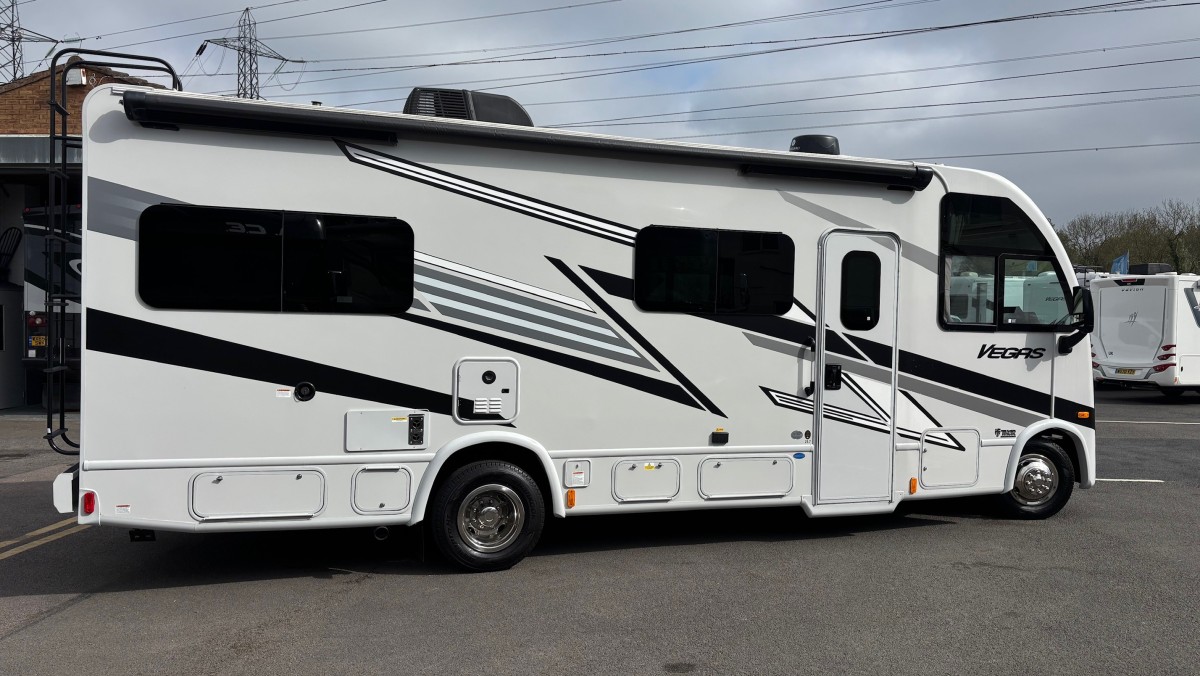 2024 THOR Vegas 25.7 Special Offer On This Unit - Signature RV ...