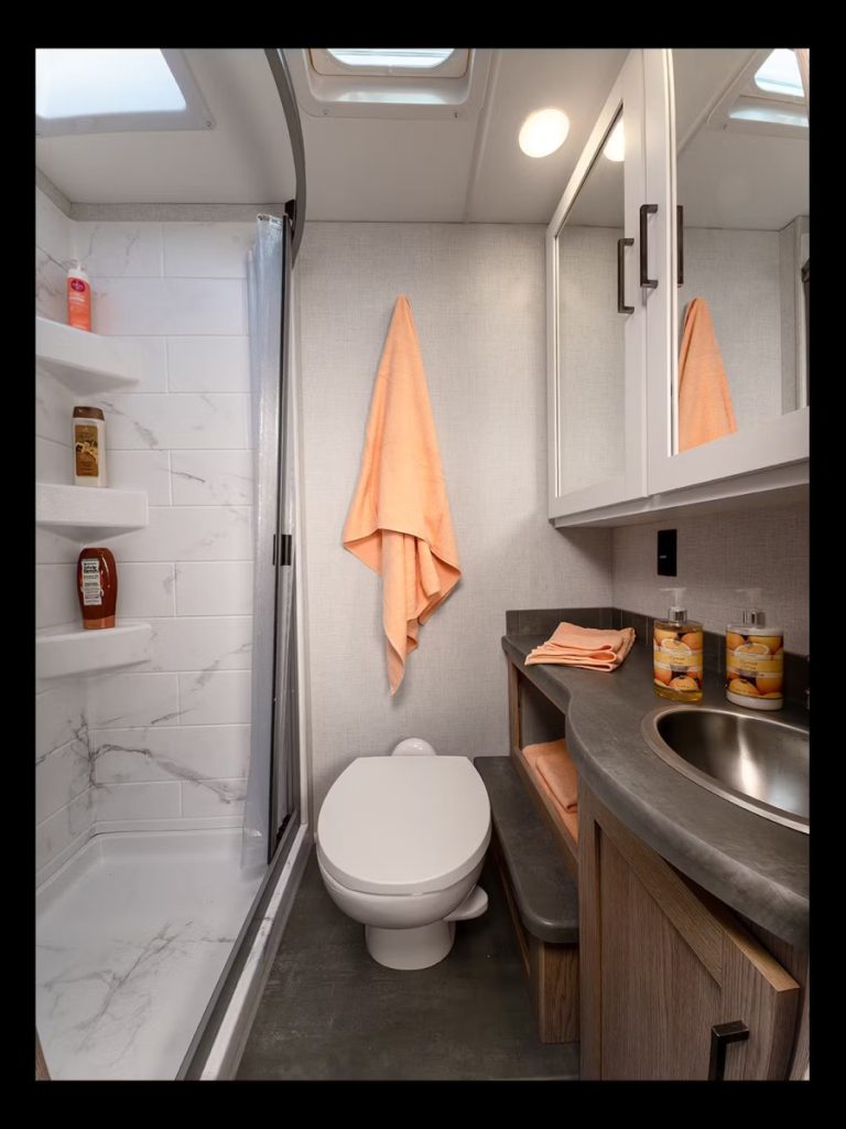 2026 THOR Outlaw Class C - Signature RV - Signature Motorhomes